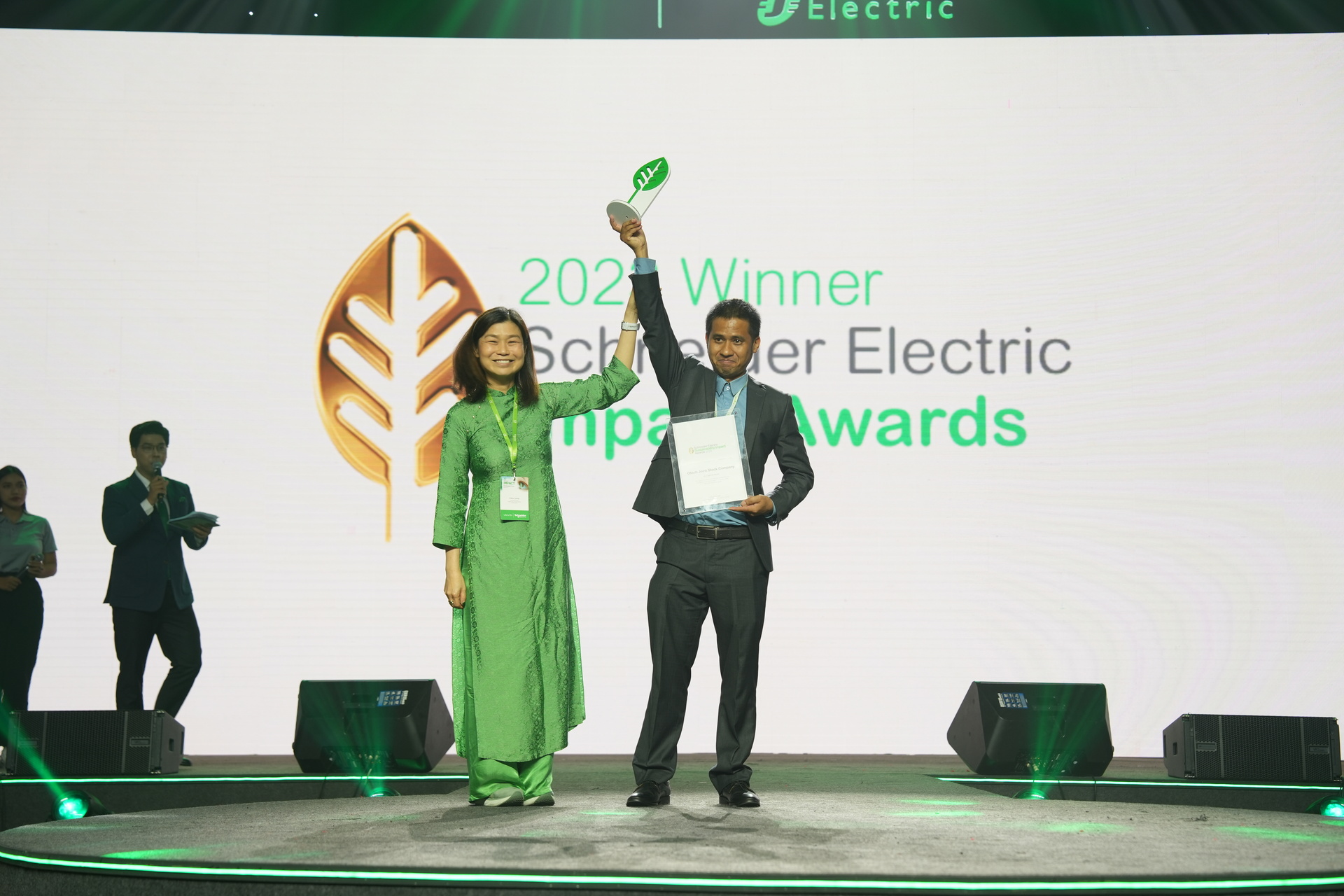 OTECH vinh dự được Schneider Electric trao giải thưởng ‘Tác Động Bền ...